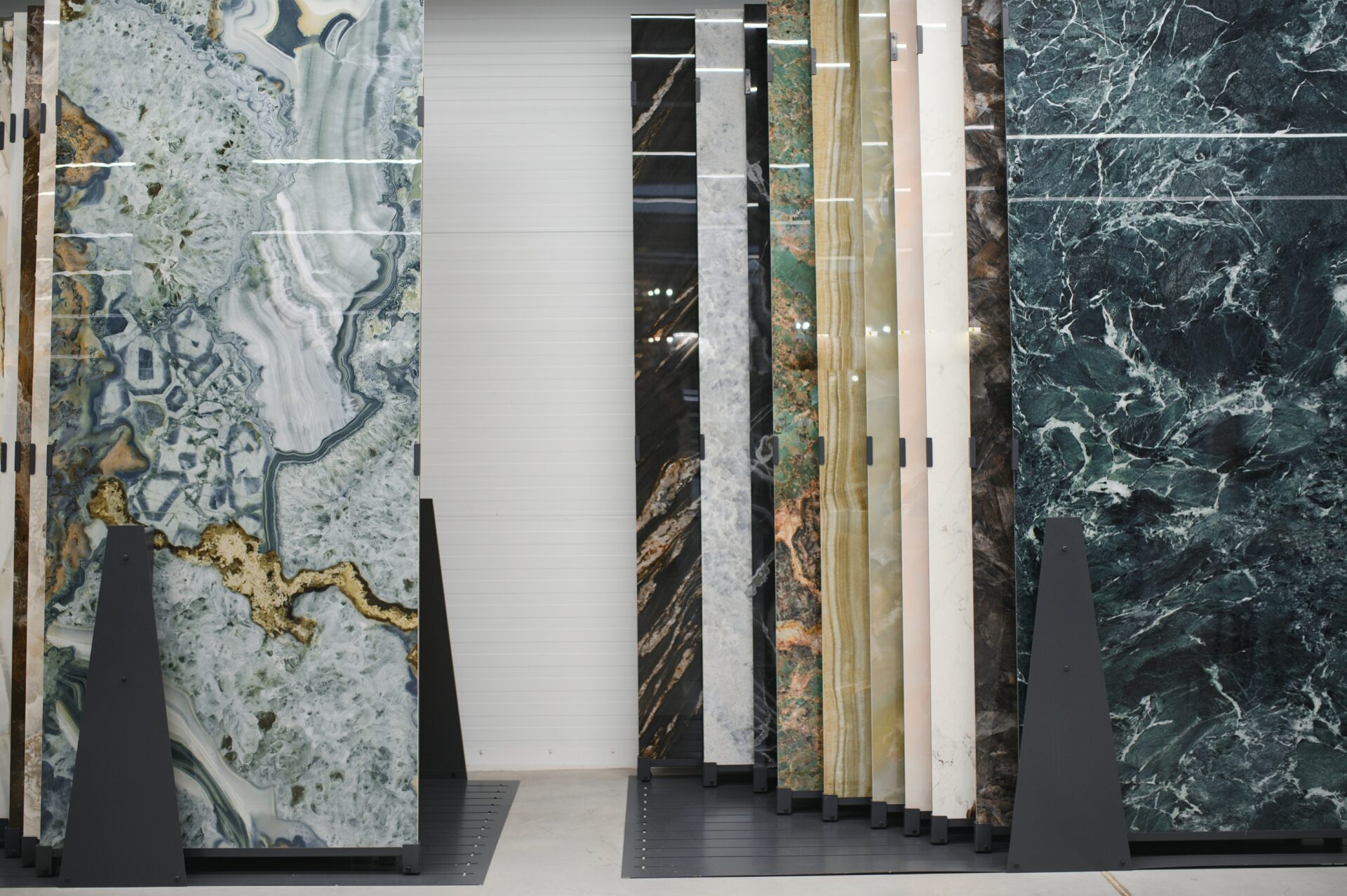 Stone Walls - Cantera Marble & Granite